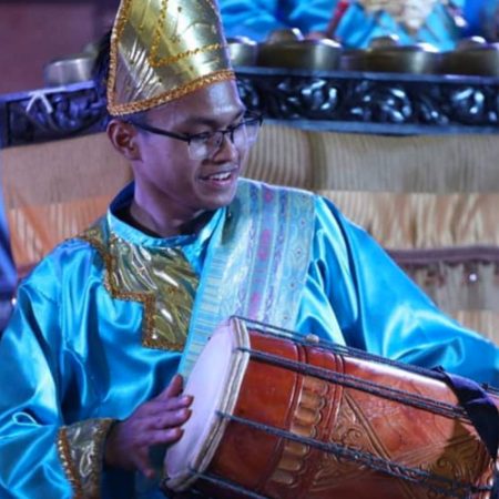 Cak Lempong – Guitar Legend Sdn Bhd